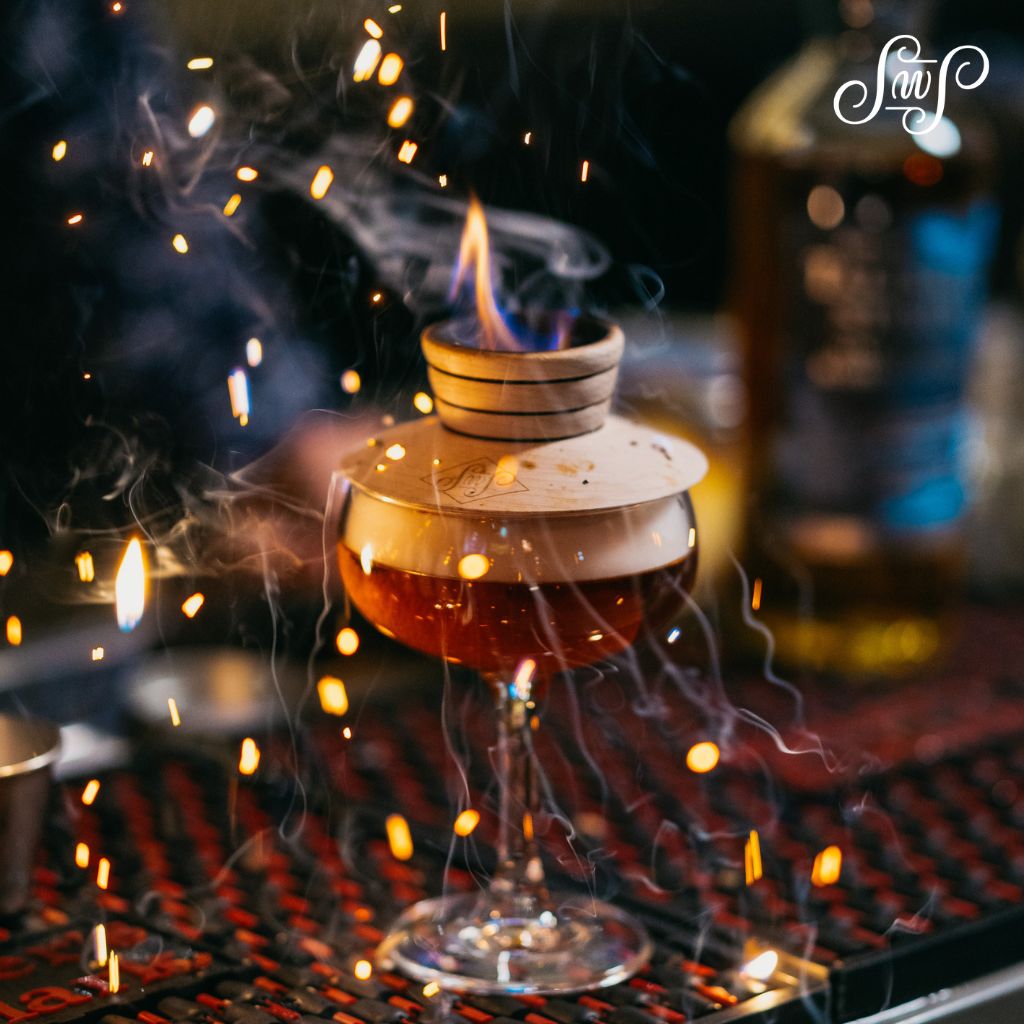 Smoke Tops for Cocktails | Smokers for Unforgettable Drinks – Spirits ...